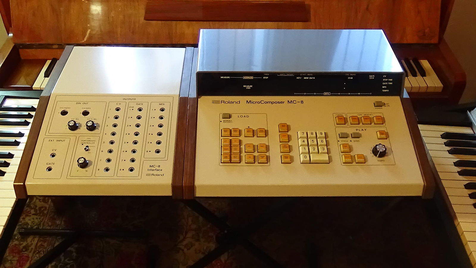 MATRIXSYNTH: Roland Mc-8 Microcomposer And Mc-8 Interface w/ Extras