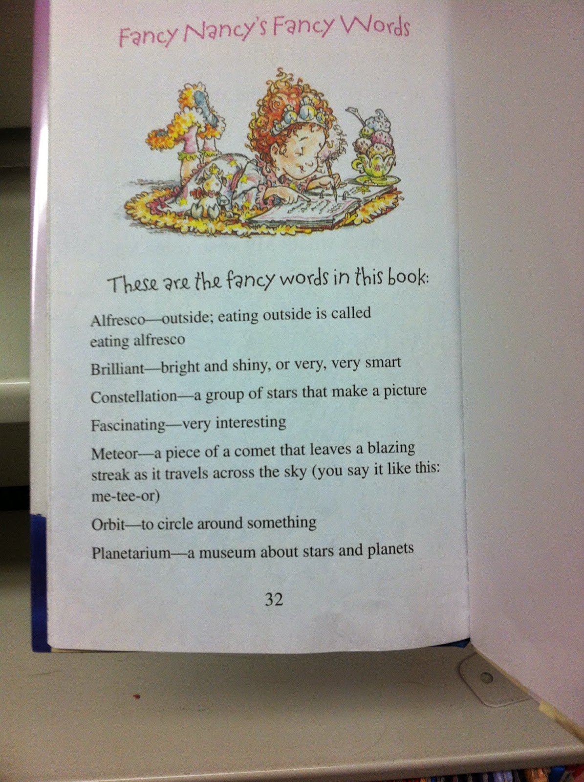 Librarian Out Loud: Bookworms Book Club - Fancy Nancy Sees Stars