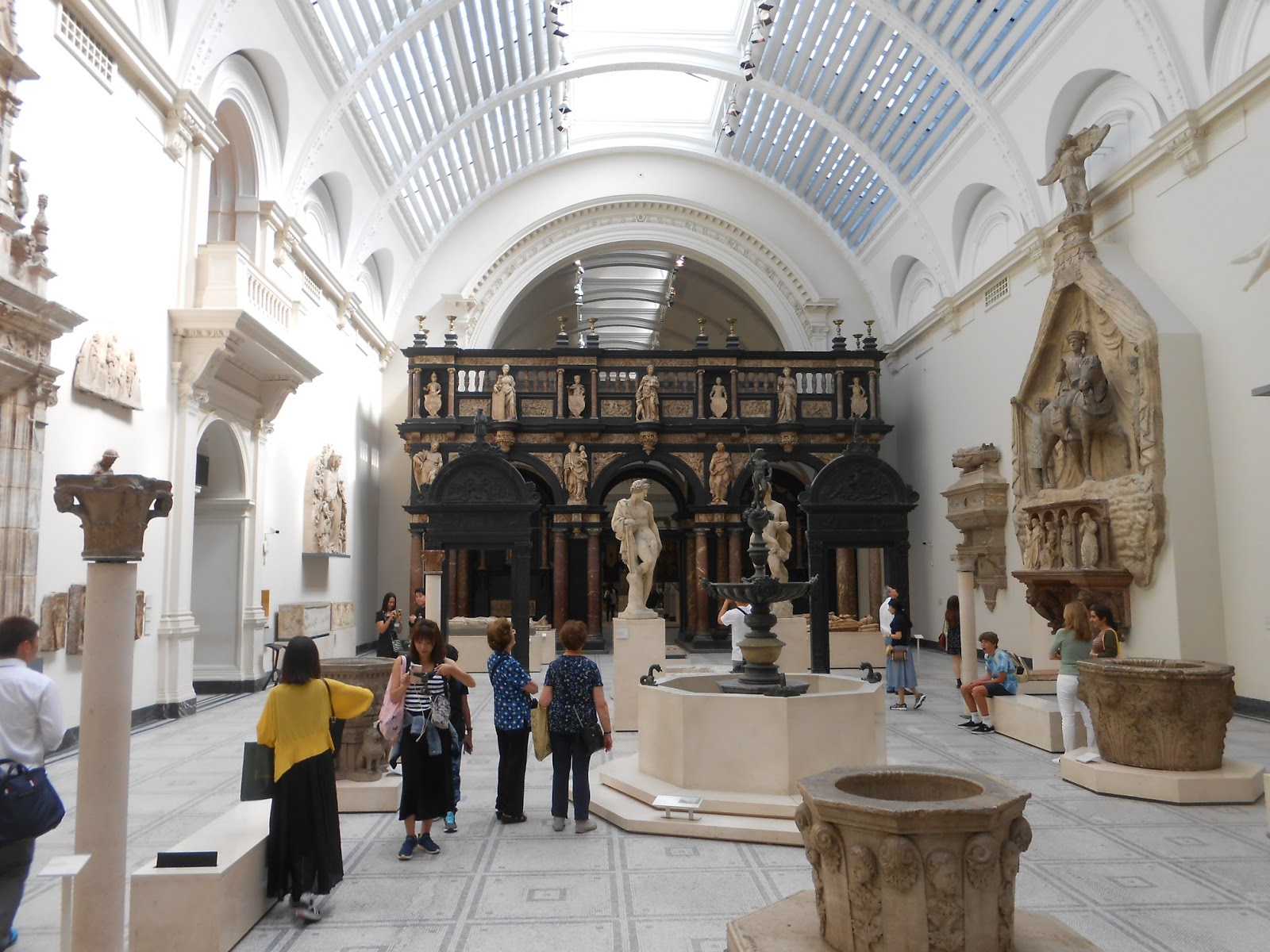 New Liturgical Movement: A Dutch Renaissance Rood-Screen