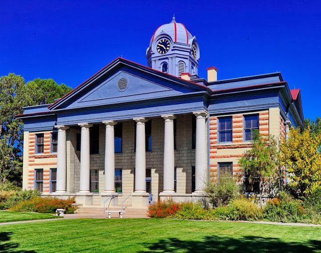 Texas Courthouse Trails : Go West Young Man, No, I Mean Old ...