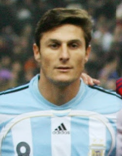 Rolling-Balls: ITALIA, ZANETTI CANTA PER L'AFRICA E DIFENDE LA LINGUA ...