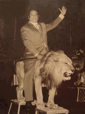 Egykaya: Sultan and Mohamed Al-Helw