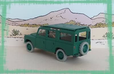 Garage de poche Tintin: Le Land Rover du général Tapioca N°43