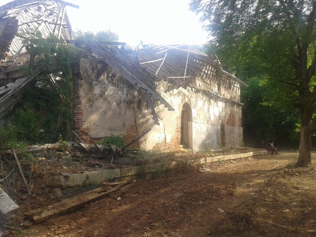 Tamilnadu Tourism: Eraniel Palace Ruins, Eraniel, Kanyakumari