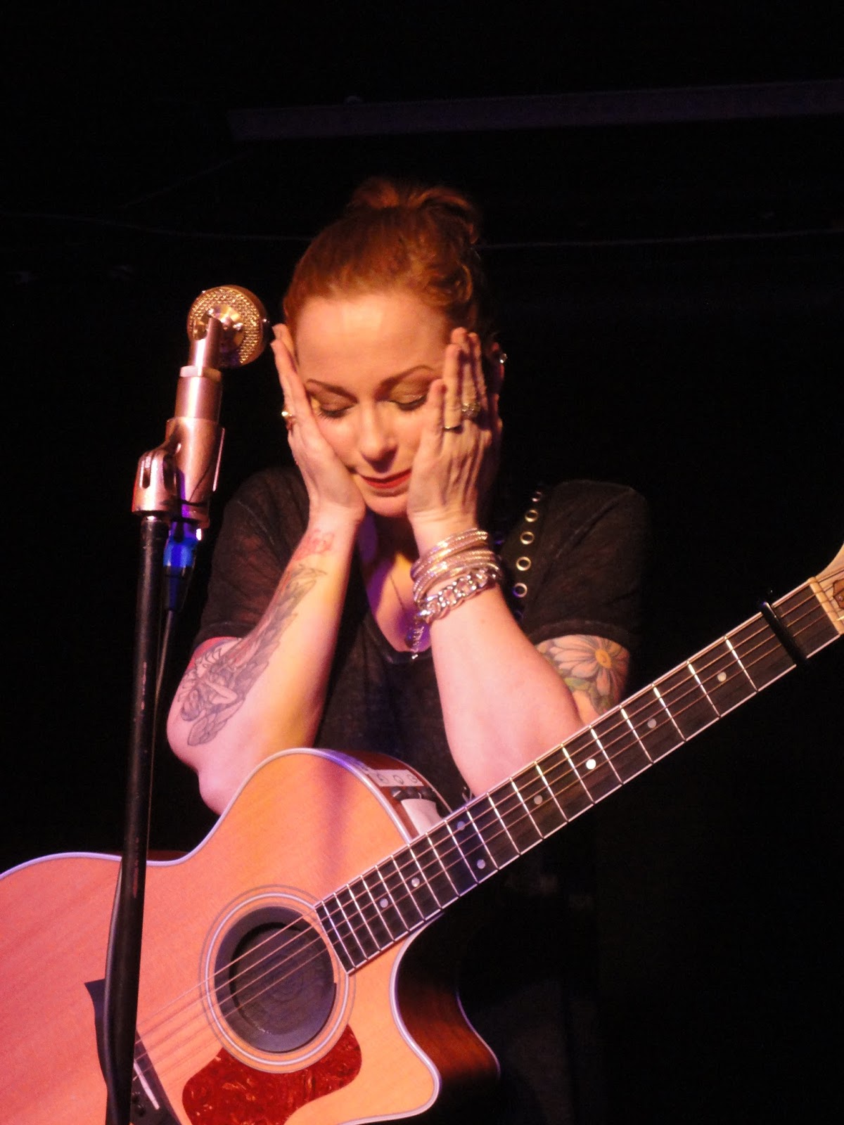 Cultural Synergy: Her electricity across the sea: Anneke in London