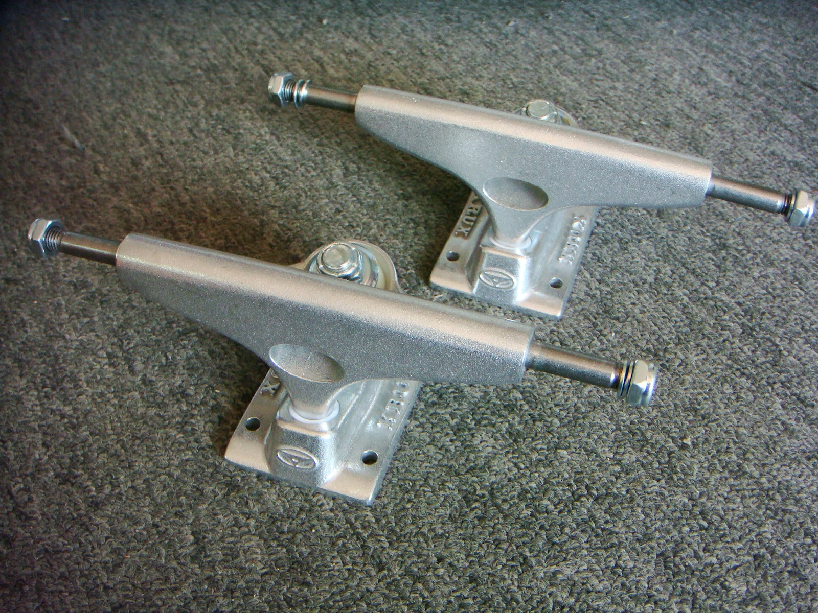 SEKTAskateshop: KRUX Trucks