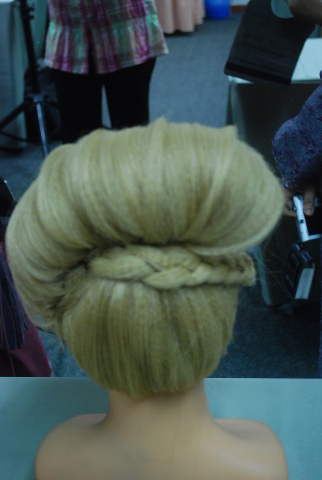 Nuriss beauty saloon and spa Muslimah: Kursus Dandanan Rambut (Avant Garde)