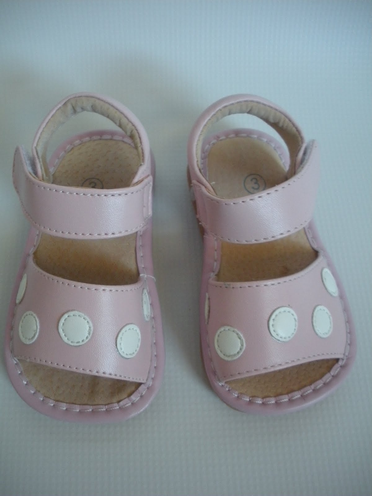 Squeaky Shoes for Tiny Tots: Girls Squeaky Sandals