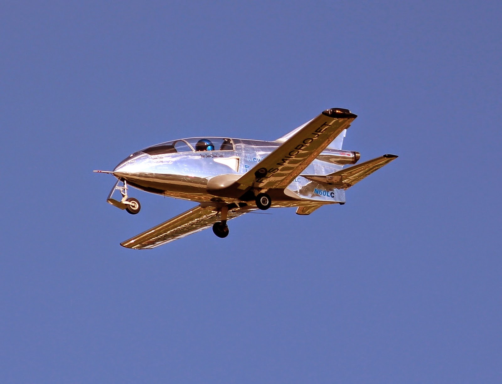 The Aero Experience: EAA AirVenture Oshkosh 2013: FLS Microjet