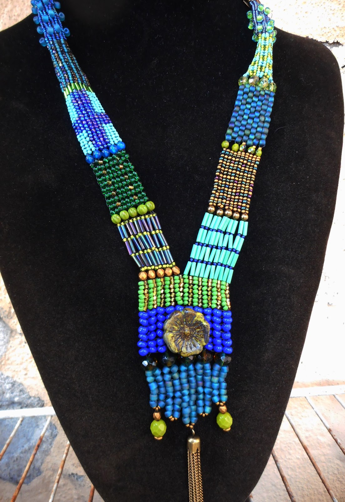 Pearl Red Moon Art: 2017