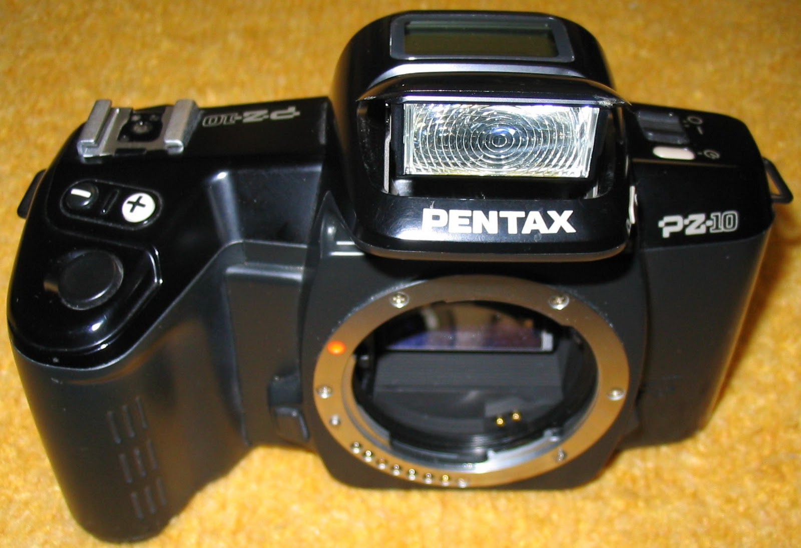 The Chens: Pentax PZ-10 35mm AF SLR Camera