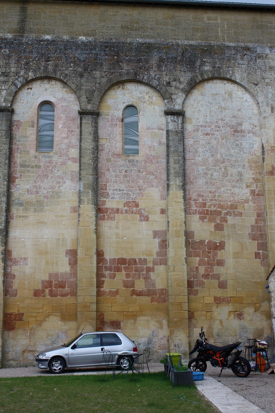 Atlas roman: Saint-Avit-Sénieur - Eglise abbatiale Saint-Avit (24)