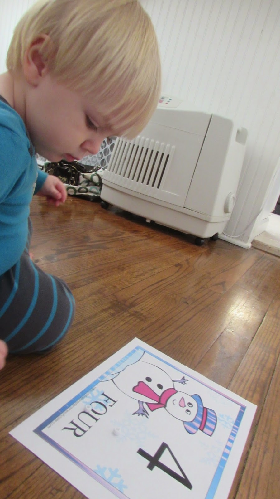 Sonshine Tot School: Tot School Show & Tell: S is for SNOW