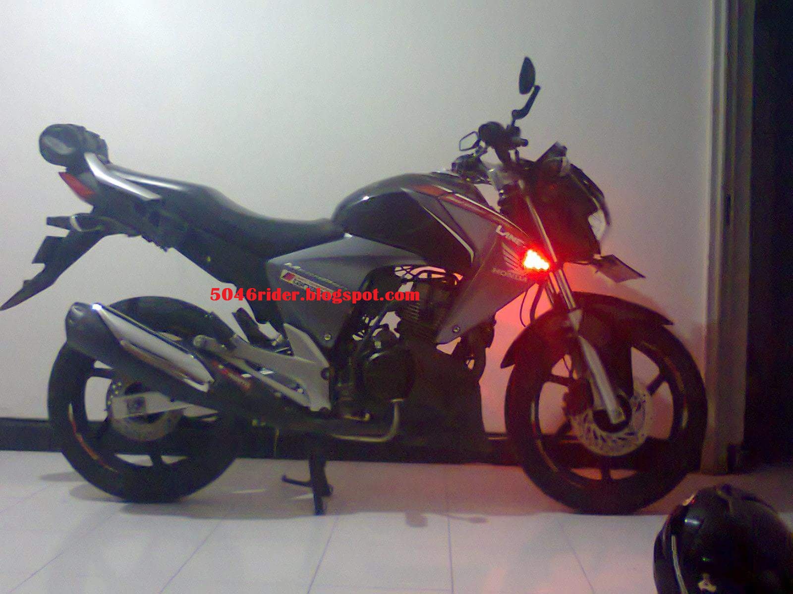 Modif New Megapro Simple - Kumpulan Modifikasi Motor Mobil 2019