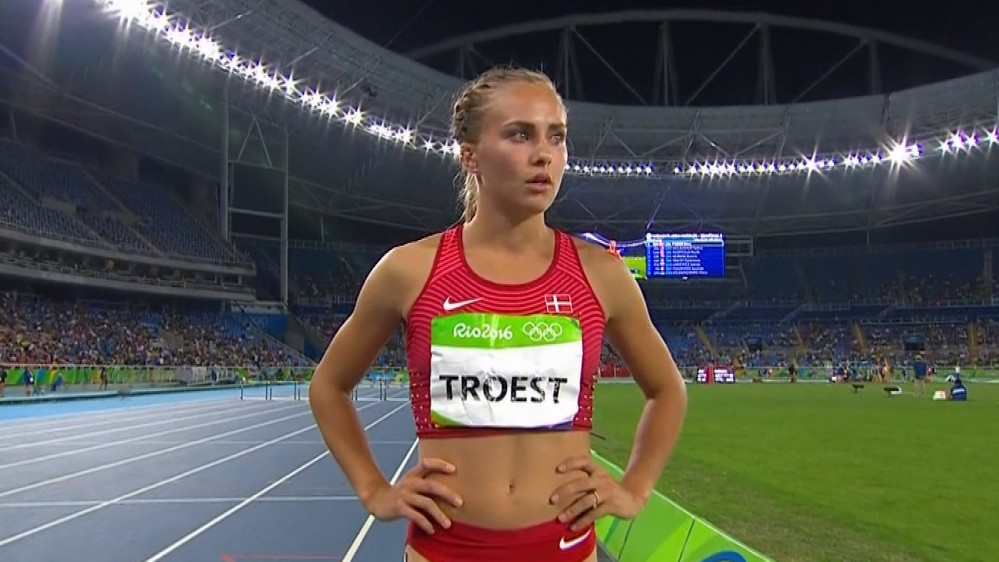 Stina Troest - Sport Wallpaper HD