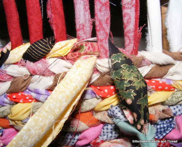 Bittersweet Needle and Thread: Rag Rug Tutorial