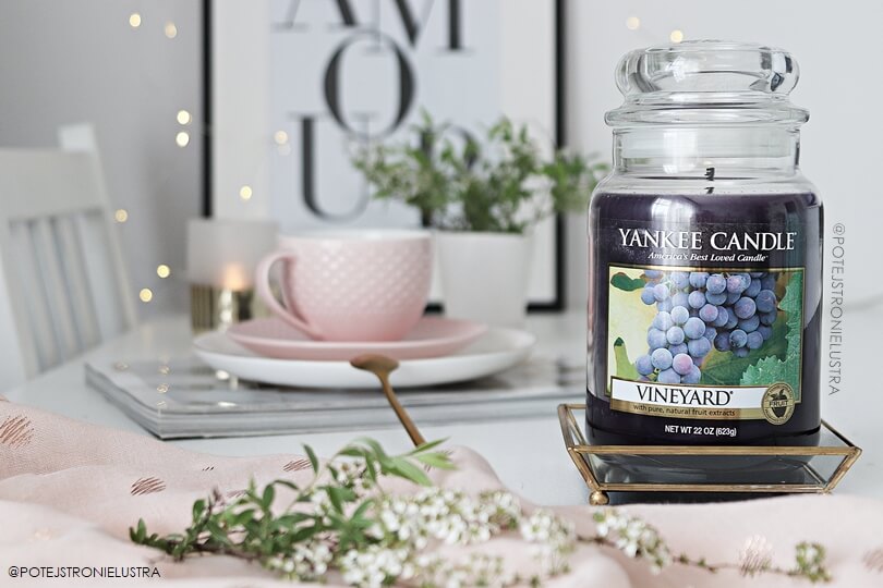 Nowości kwietnia: 3 świece i 3 kosmetyki | Po tej stronie lustra