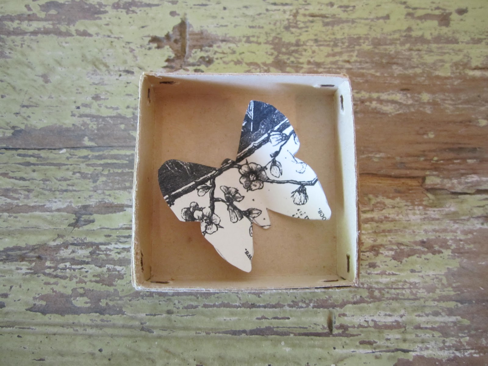 Christobel: Tiny Things in Tiny Boxes