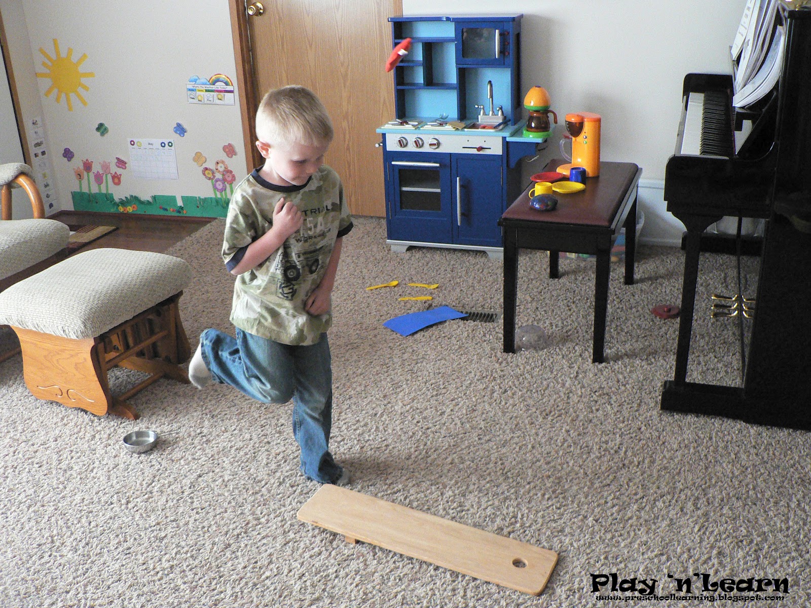 Play 'n' Learn: May 2012