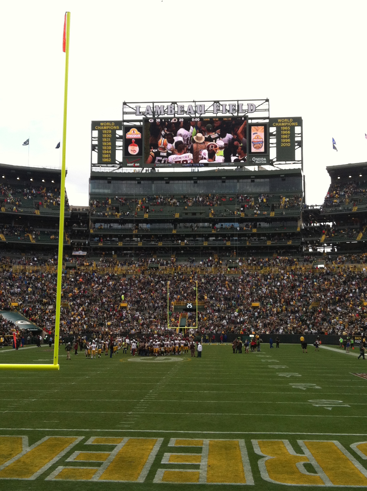 PACKERVILLE, U.S.A.: Redskins at Packers