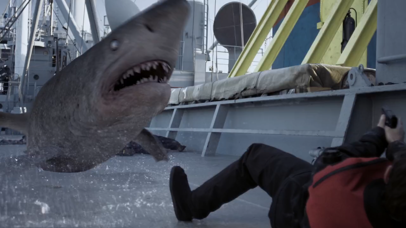 HOLMES ENTERTAINMENT 🎬: ICE SHARKS