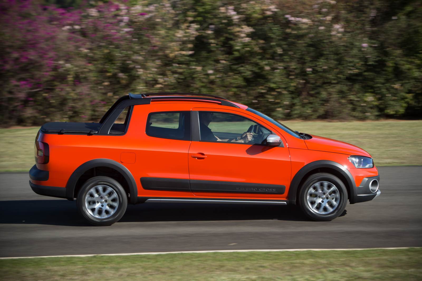 JORNAL R 7ª: Nova Saveiro Cabine Dupla 2015: preços, vídeo e detalhes