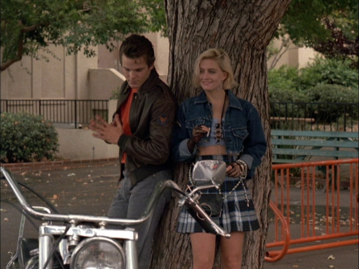 Happyotter: 976-EVIL (1988)