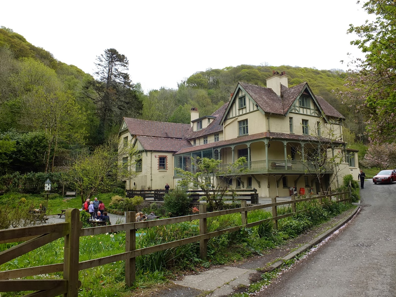 North Devon Yearbook: The Hunters Inn