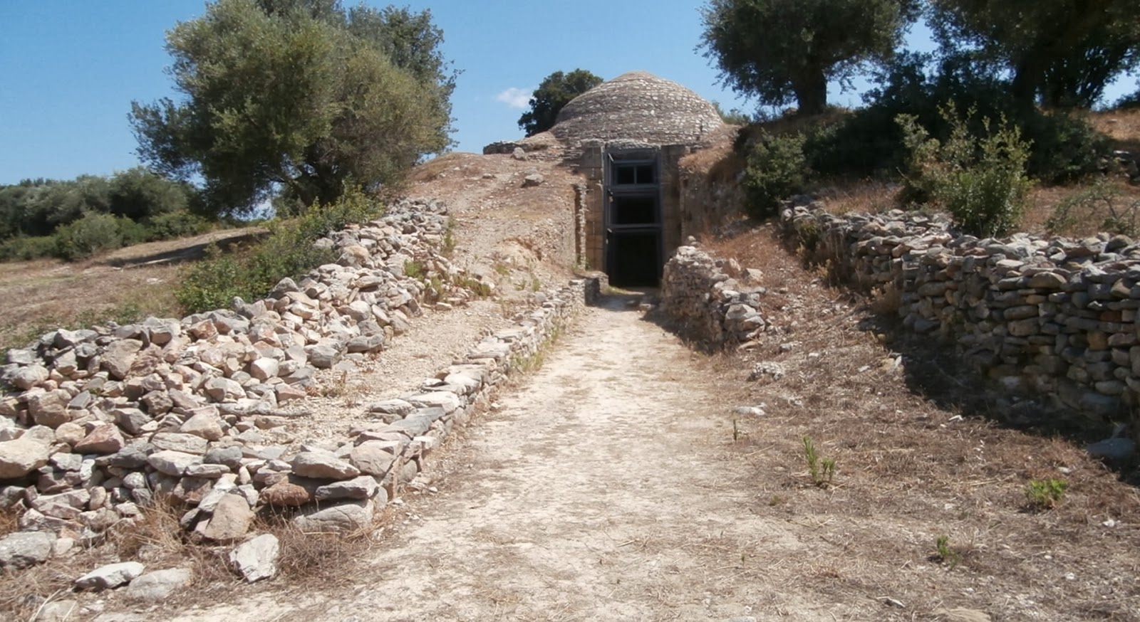 Αριστομένης ο Μεσσήνιος: Περιστεριά: Οι "Μυκήνες της Δυτικής ...