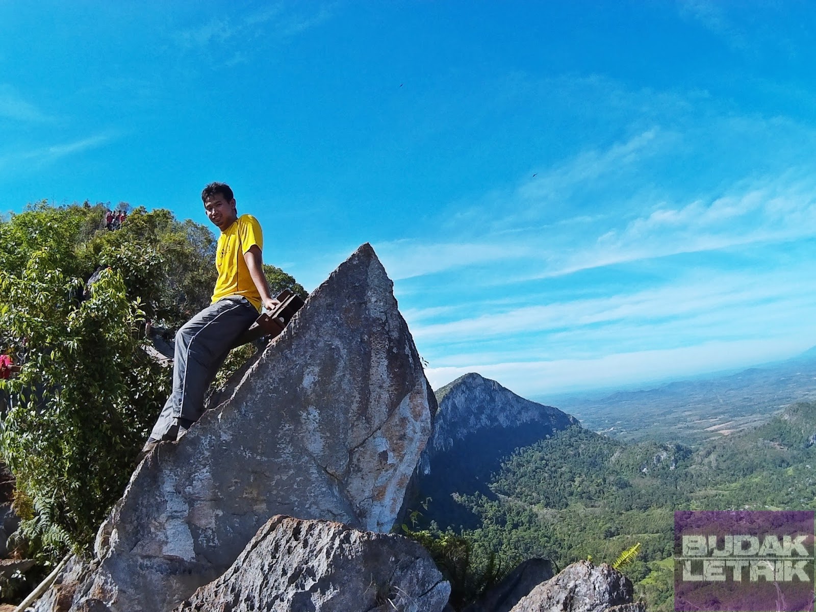 Budak Letrik: Trip Hujung Minggu : Pendakian Gunung Baling