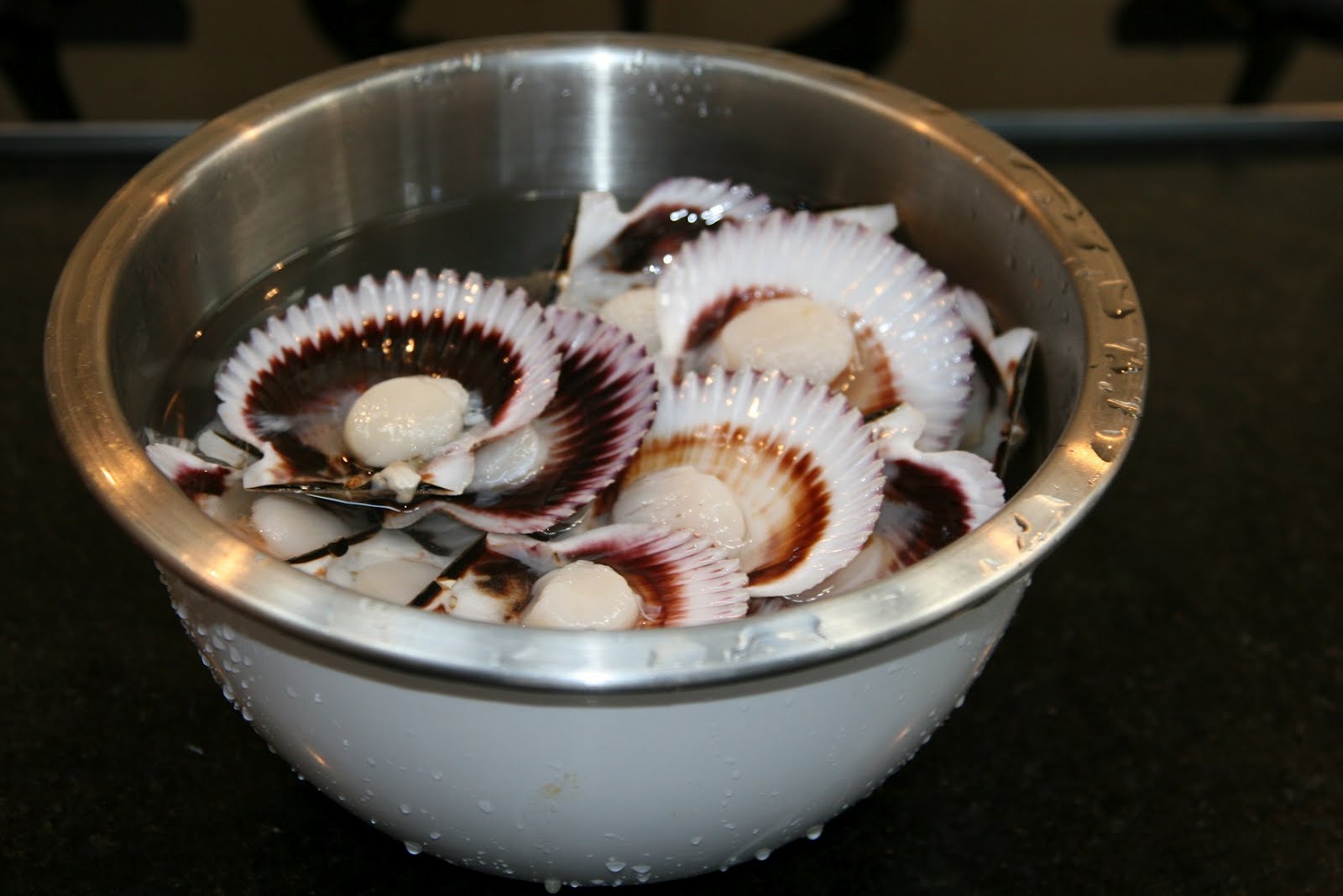 Emilio Deik: Curanto en Olla o Pulmay