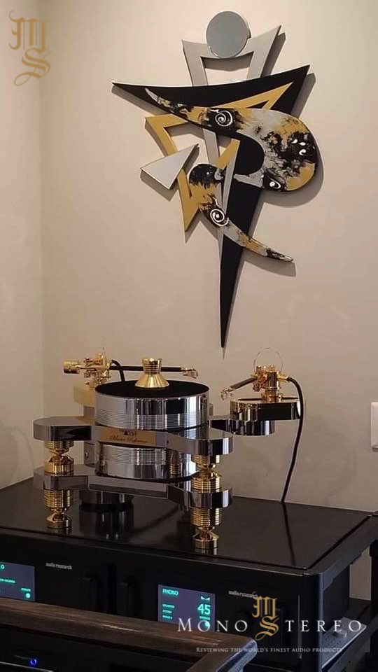TRIANGLEART MASTER REFERENCE TURNTABLE – M & S | Ultimate High-Fidelity