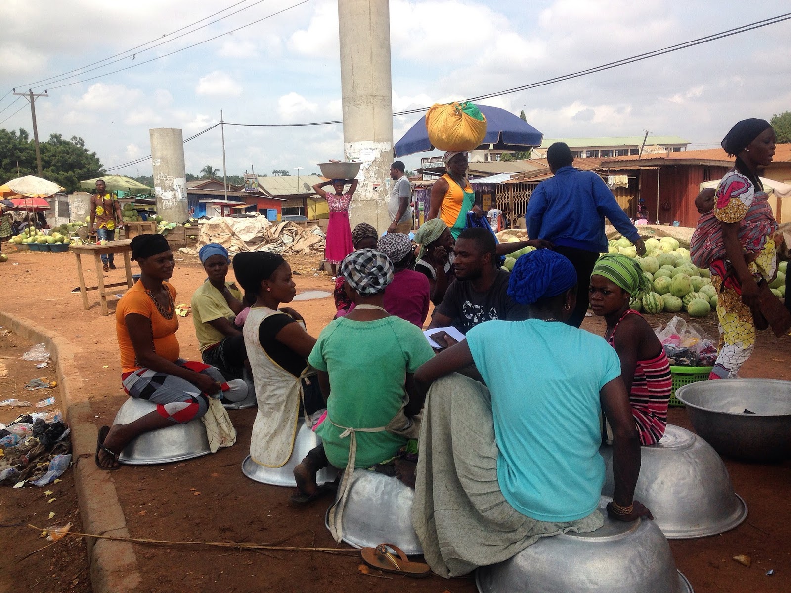 Migrating out of Poverty: Kayayei Migrants of Madina Market in Accra, Ghana