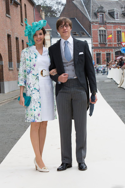 Royal Family Around the World: Princess Alix of Ligne Weds Count ...