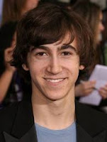 Rafaela Cavalcante: TODO MUNDO ODEIA O CHRIS!!!