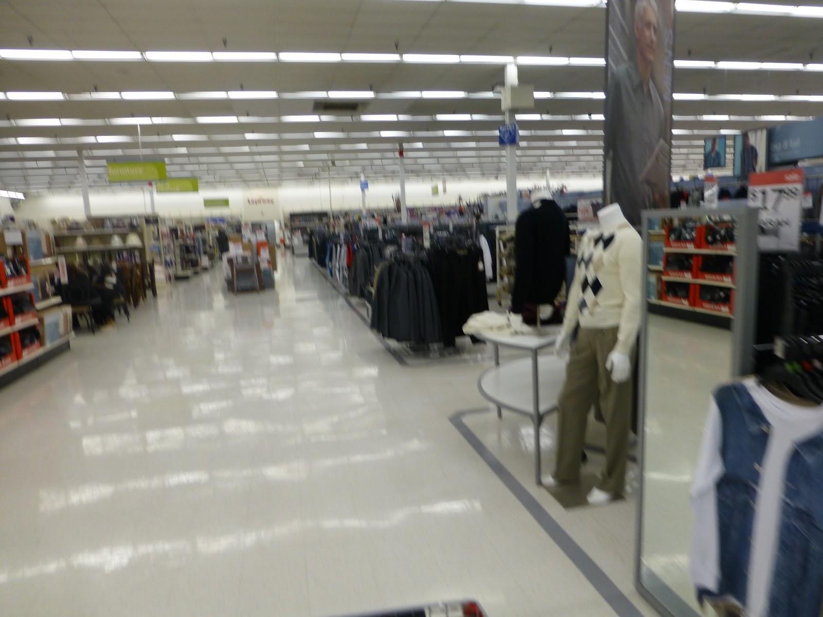 Dead and Dying retail: Death of a Super Kmart : The Moon Township story