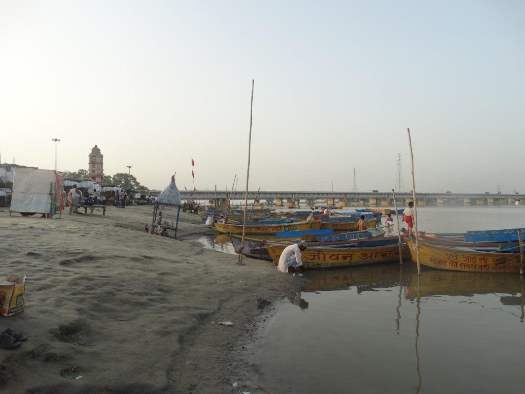 Travelogues in Hindi : BRIJ GHAT, GARH GANGA ब्रजघाट, गंगा में स्नान