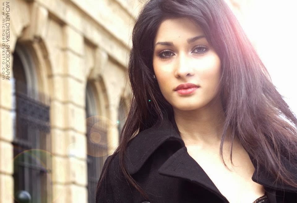 Hot Model > Hollywood > Top Model > Bollywood > Famous Models > USA ...