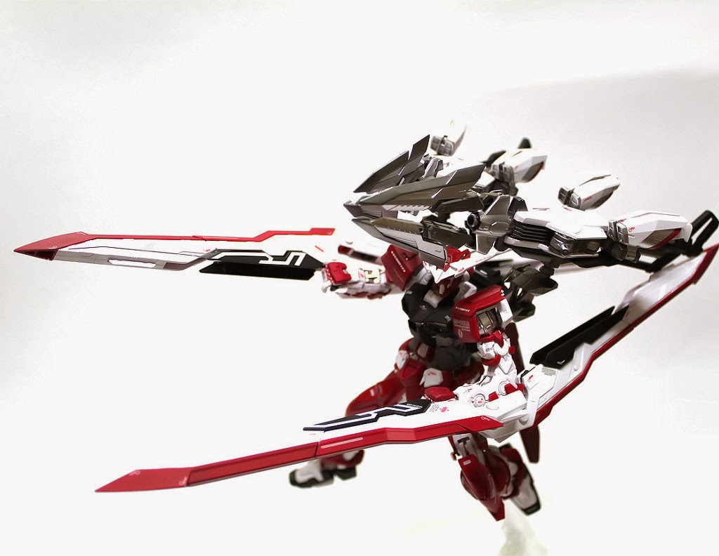 GUNDAM GUY: 1/100 MBF-02VV Gundam Astray Turn Red - Custom Build