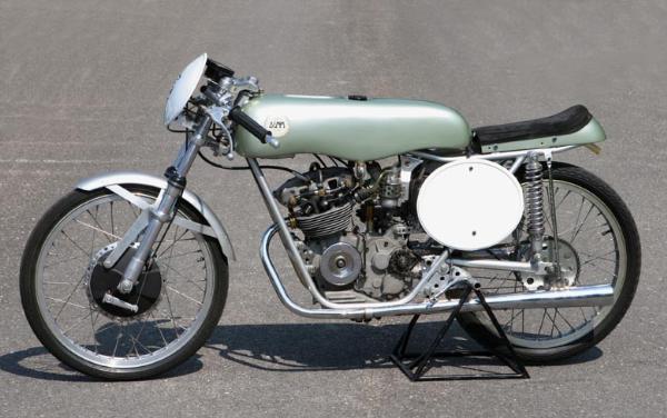 BSA BITS SCRAPS AND ALLSORTS: moto demm