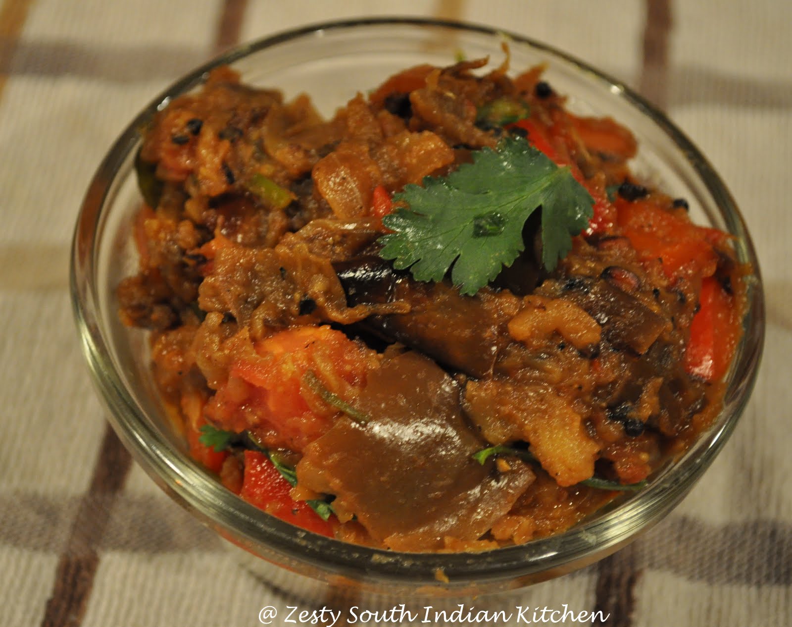 Vaangi,Mirchi, Gajaracha Chi Bhaaji/ Mixed vegetables with Goda masala ...