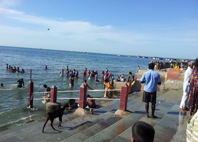 Tamilnadu Tourism: Agni Theertham, Rameshwaram, Ramanathapuram