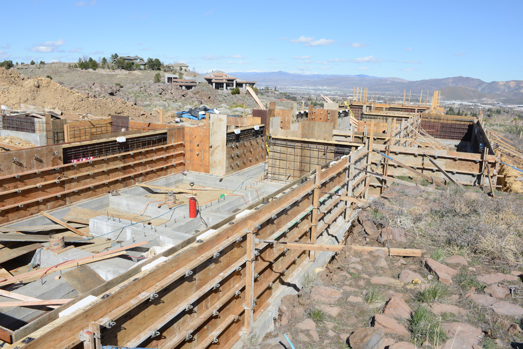 Nevada House Build: 2016 03 14 Stem Wall Forms, Rebar
