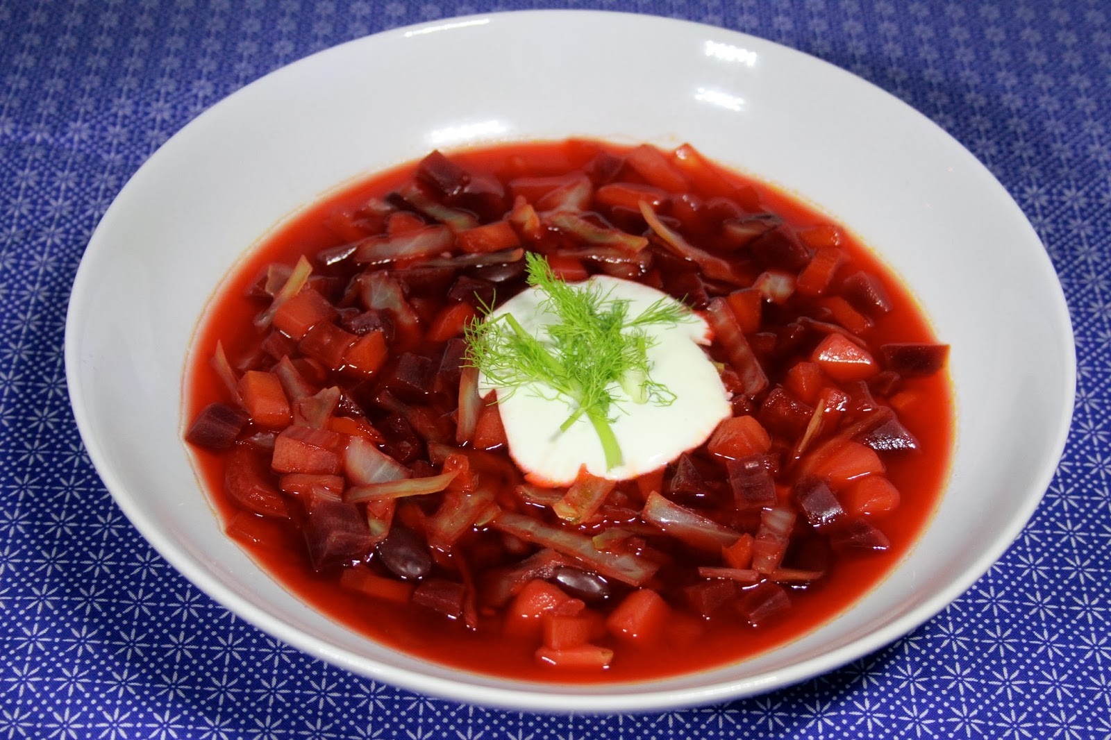 Amapola, el mundo en un plato: Borscht, sopa de remolacha
