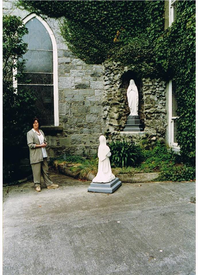 Listowel Connection: Communion Day at The Convent, Artistic Windows ...