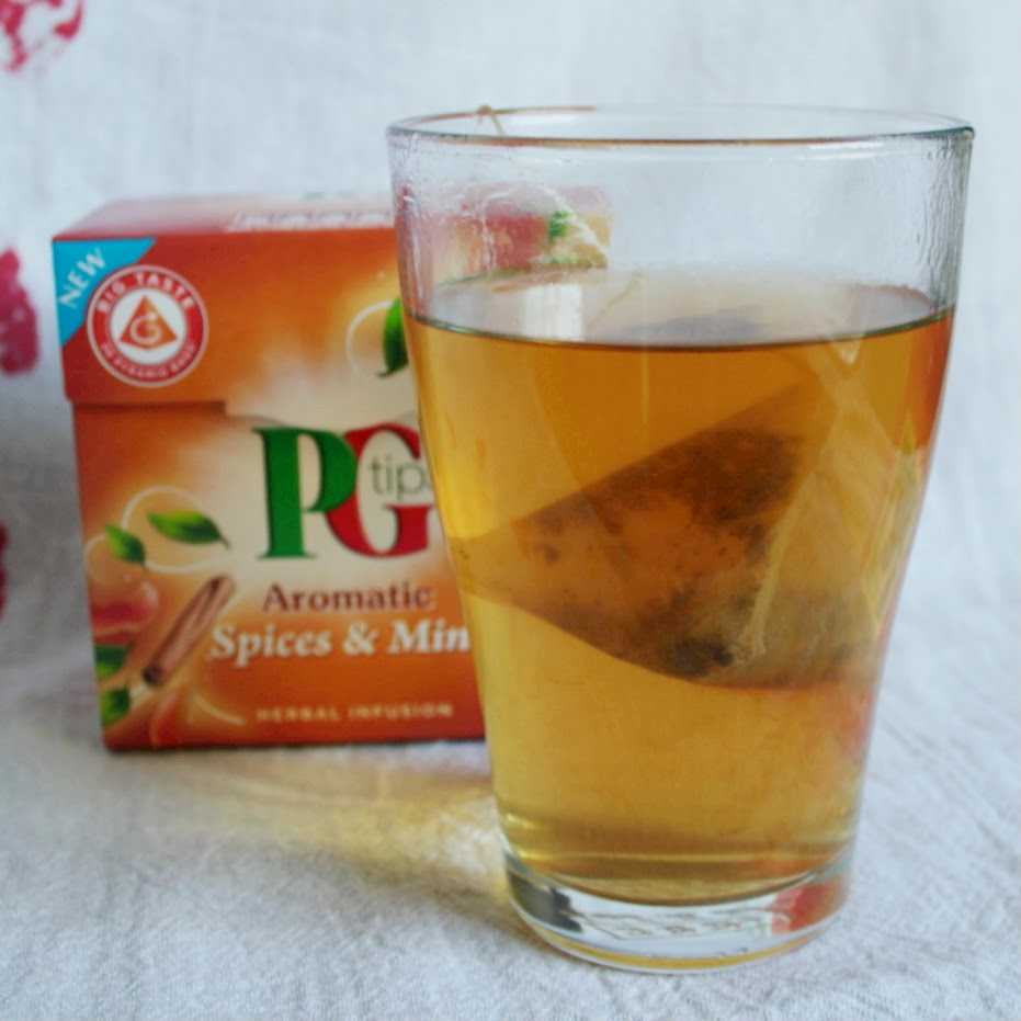 PG Tips Fruit & Herbal Tea