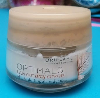 Mis productos Oriflame: Oriflame Optimals Even Out Day Cream