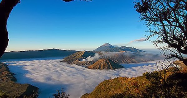 Gunung Sumeru, Puncak Tertinggi Pulau Jawa | Digital Riau