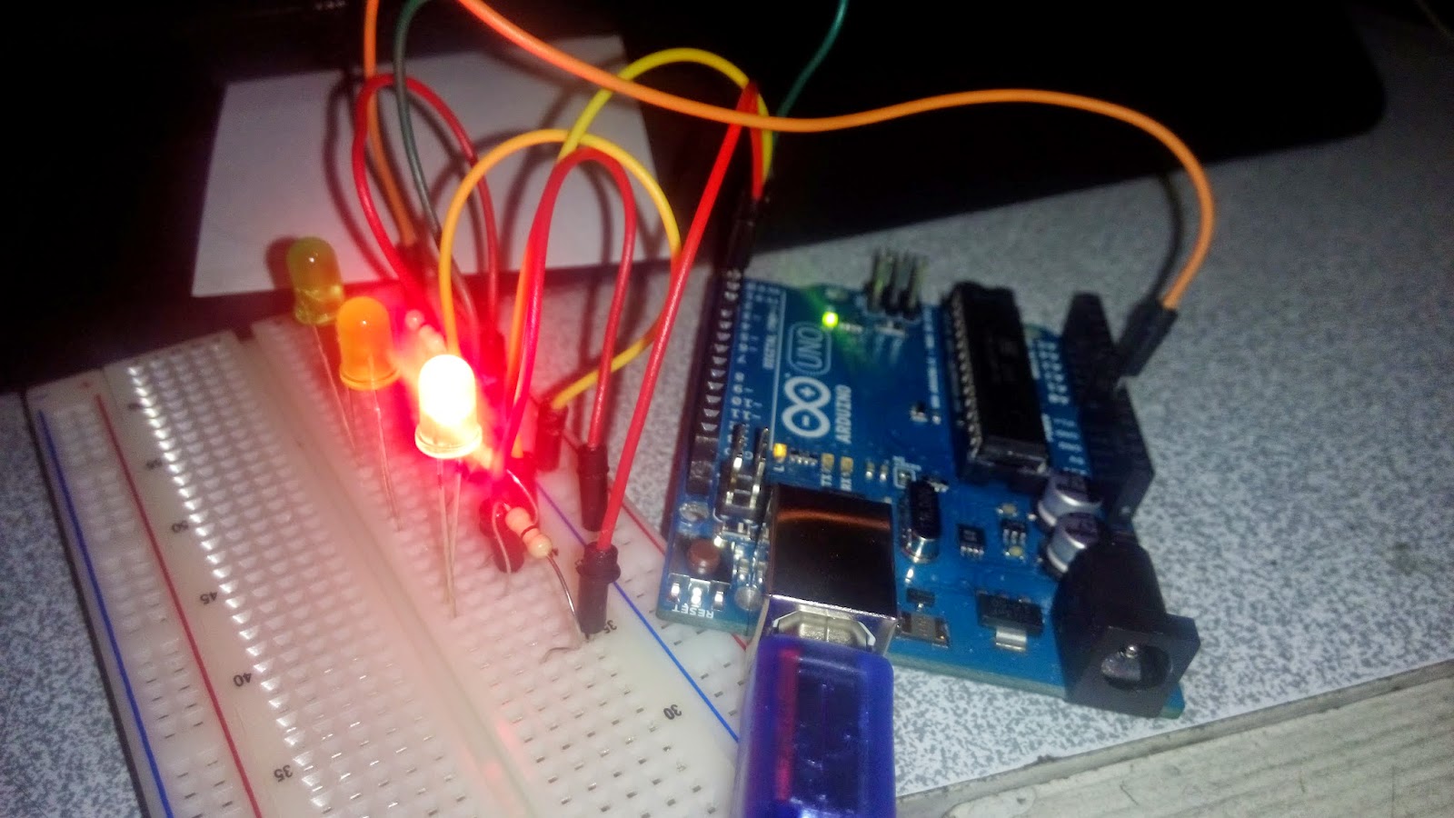 Yaseminden İnciler Arduino Ile Trafik Lambası