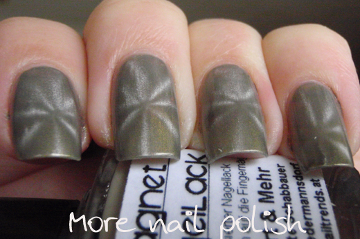 Magnetic Silver Grey ~ More Nail Polish